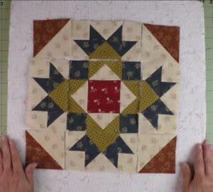How to Make a Thistle Flower Quilt Block (with Free Pattern) - DIY Joy