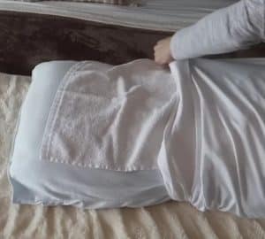 Learn This Must-Try Brilliant Pillow Washing Hack - DIY Joy