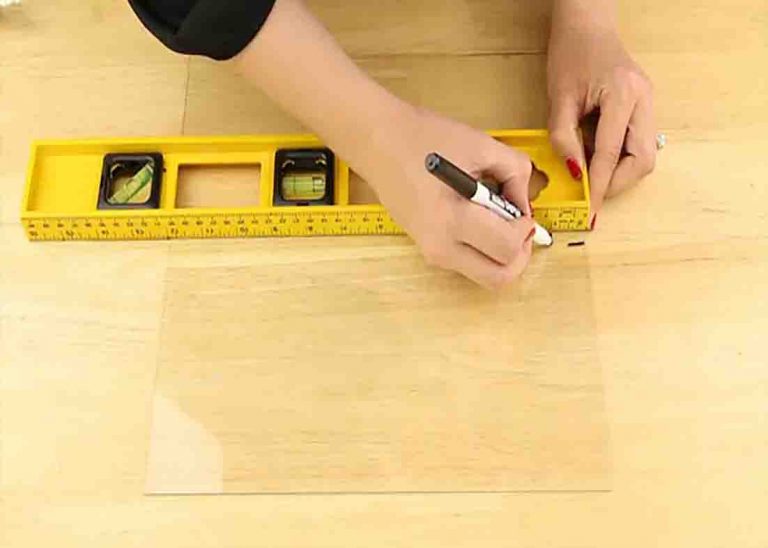 Dollar Tree DIY Floating Frame Art Tutorial - DIY Joy