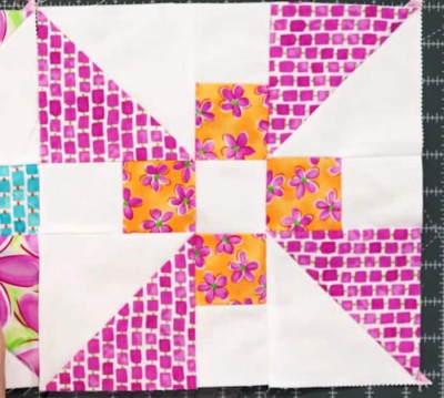 Learn How to Make a Pinwheel Frolic Quilt w/ Jenny Doan - DIY Joy