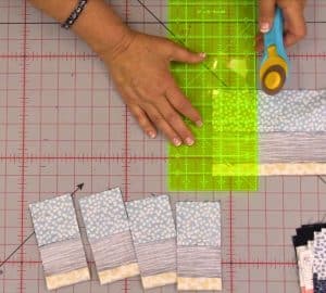 Crossing Paths Quilt With Jenny Doan - DIY Joy