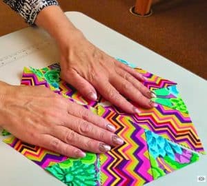 Donna's Hexagon Pinwheels Quilt (with Free Pattern) - DIY Joy