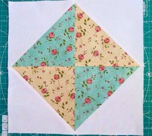 Quick Patchwork Centerpiece Mat With Just Squares - DIY Joy