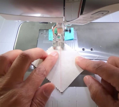 How to Make Split 9-Patch Quilt Block in 6 Ways - DIY Joy