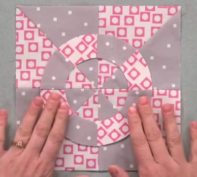 How to Make "It Takes Two" Quilt Block - DIY Joy