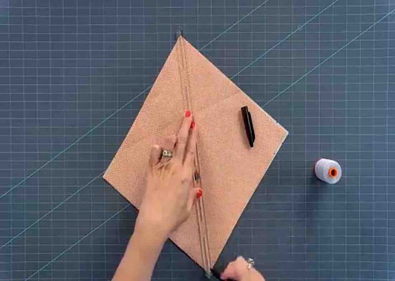 Easy Quarter-Square Triangle Blocks - DIY Joy