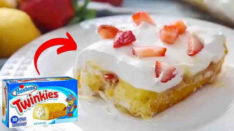 5-Ingredient No-Bake Strawberry Twinkie Cake - DIY Joy