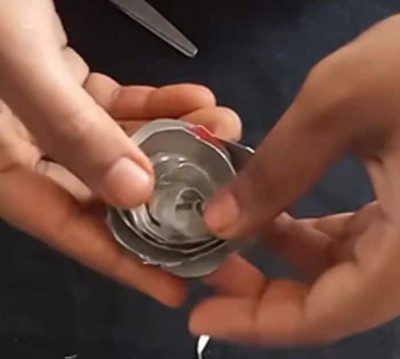 How to Recycle a Coke Can Into a DIY Rose - DIY Joy