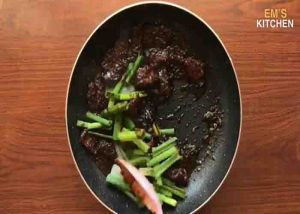 One-Pan Mongolian Beef Recipe - DIY Joy