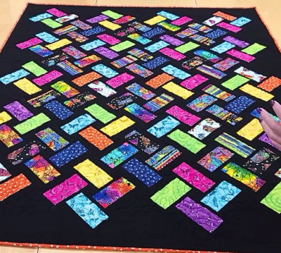 Easy "Eclectica Set Spinning" Quilt Tutorial - DIY Joy