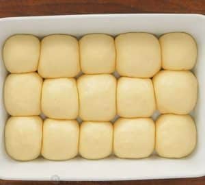 Best Fluffy Dinner Rolls Recipe - DIY Joy