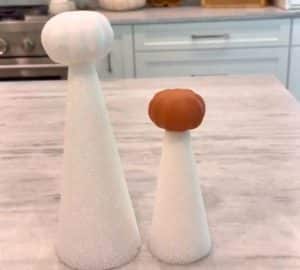 Cute Mini Sherpa Ghosts DIY - DIY Joy