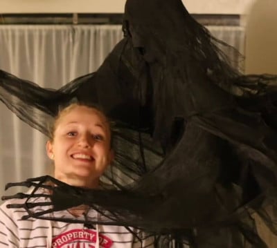 How to Make a DIY Dementor for Halloween - DIY Joy