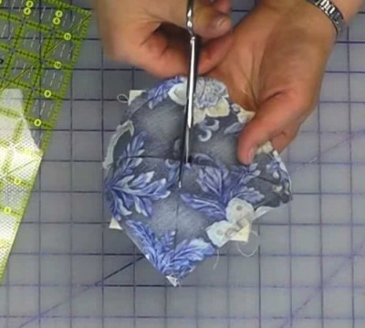 Exploding Block Quilt With Jenny Doan - DIY Joy