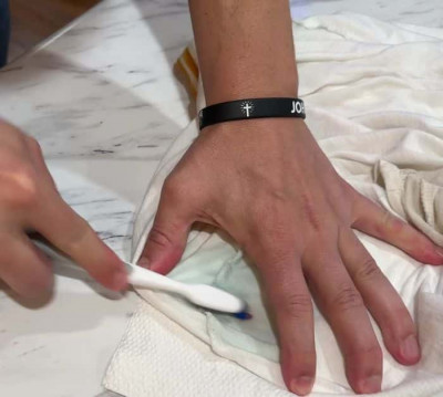 How To Remove Blood Stains From Clothes - DIY Joy