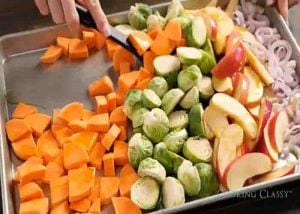 One-Pan Fall Chicken Dinner Recipe - DIY Joy