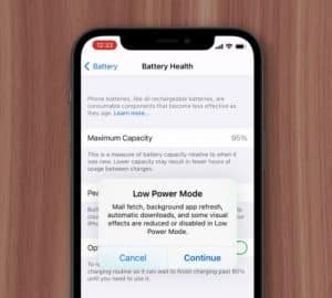 Why You Shouldn't Charge An iPhone to 100% - DIY Joy