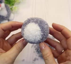 How to Make a DIY Kitten Using Yarn - DIY Joy