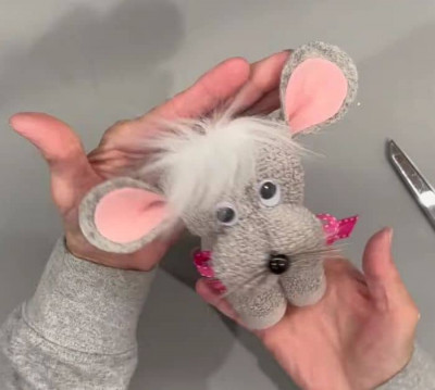 Easy 15-Minute DIY Washcloth Mouse Tutorial - DIY Joy