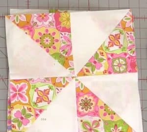 Disappearing Pinwheel 5 Twist Quilt With Jenny Doan - DIY Joy