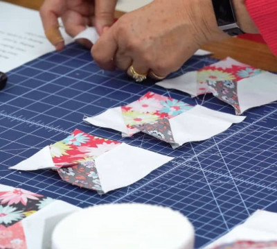 Square Knot Quilt With Jenny Doan - DIY Joy