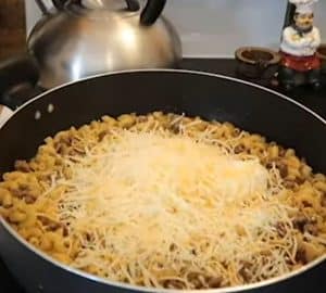 Easy Classic Hamburger Helper - DIY Joy