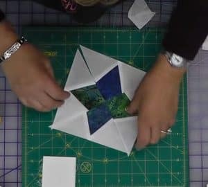 Mini Periwinkle Quilt With Jenny Doan - DIY Joy