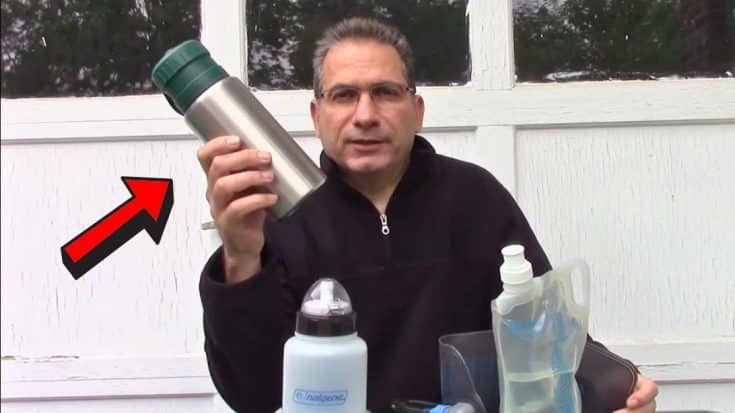 How to Remove Stale Odors and Taste From Water Bottles - DIY Joy