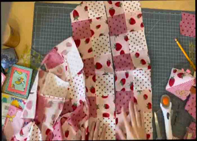 Easy Gingham Squares Quilt Tutorial - DIY Joy