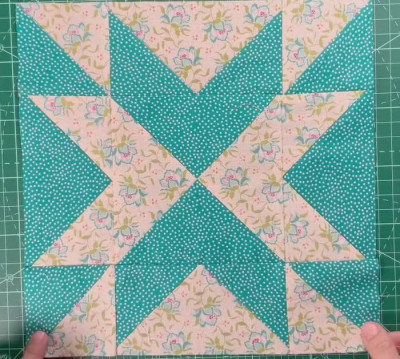 Easy Blazing Arrows Quilt Block Tutorial - DIY Joy