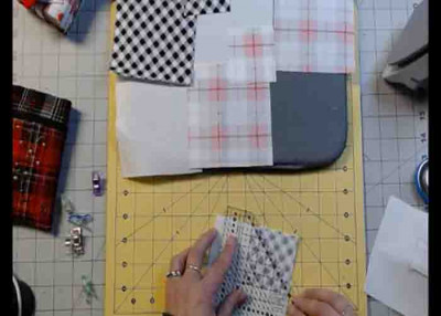 Double Neck Tie Quilt Block Tutorial - DIY Joy