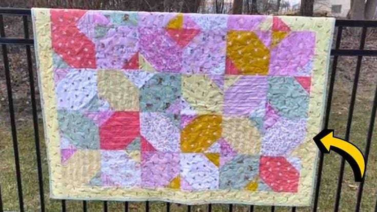 Easy and Fast Spring Quilt Tutorial - DIY Joy