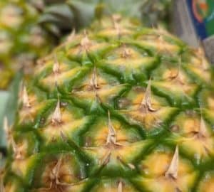 The Secret to Picking a Sweet, Juicy Pineapple - DIY Joy