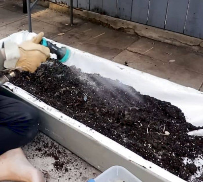 2 Easy Methods to Revitalize Old Potting Soil - DIY Joy