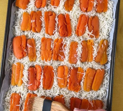 Crispy Smashed Baby Carrots With Parmesan - DIY Joy