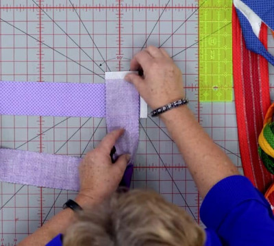 Jelly Roll Rug With Jenny Doan - DIY Joy