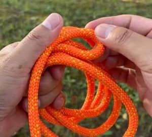 The Easiest Way to Coil Rope - DIY Joy