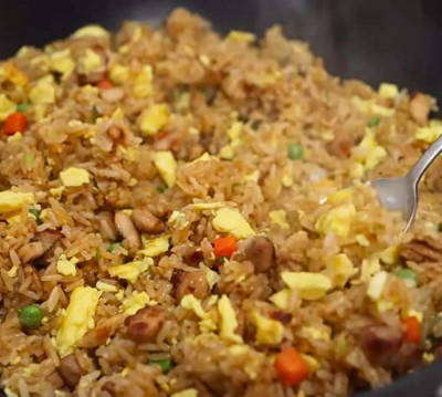 15-Minute Chicken Fried Rice - DIY Joy