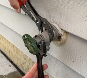 How to Fix a Leaking Outdoor Faucet - DIY Joy