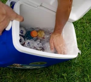 9 Mistakes a New Camper Makes With Their Cooler - DIY Joy
