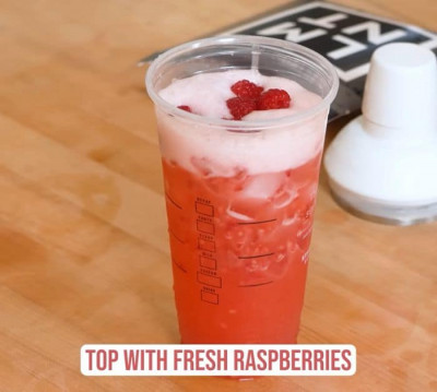 3 Low Sugar Starbucks Refresher Copycat Recipes - DIY Joy