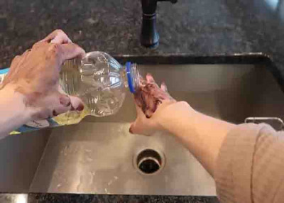 How To Clean Grease from Hands Instantly without Soap - DIY Joy