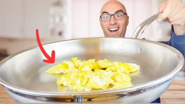 How to Cook Scrambled Eggs in a Stainless Steel Pan - DIY Joy