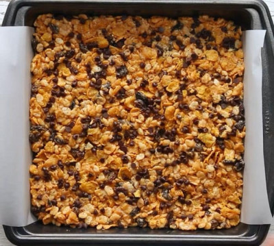 On-The-Go Cereal Bars Recipe - DIY Joy