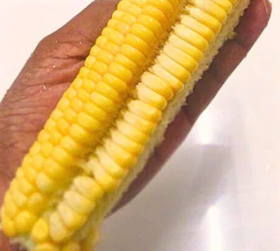 Quick Way to Remove Corn Kernels - DIY Joy