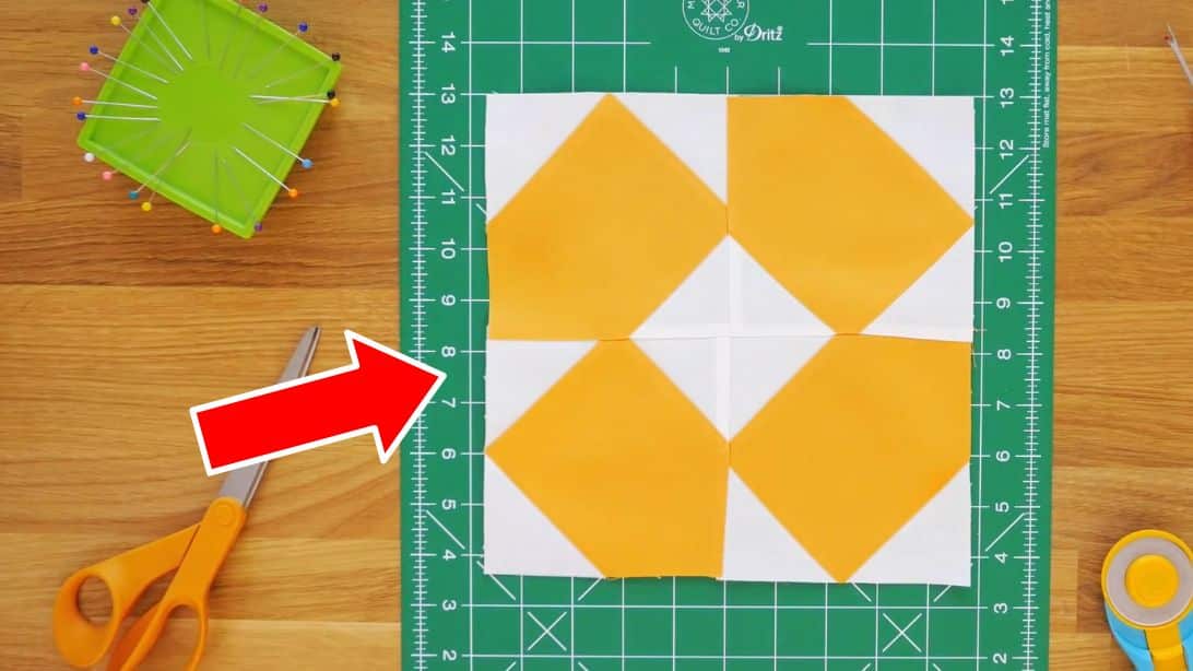 Dizzy Daisy Quilt Block Tutorial - DIY Joy