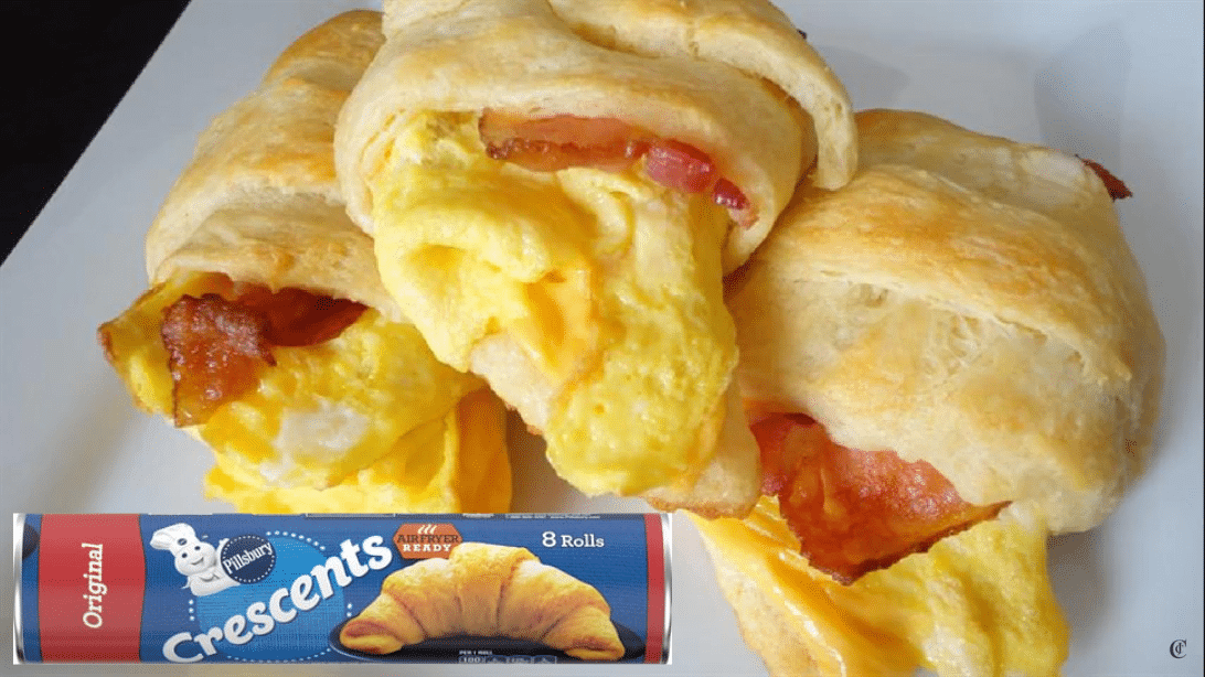 Easy Bacon, Egg, and Cheese Crescent Roll-Ups Recipe - DIY Joy