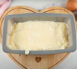 2-Ingredient Cottage Cheese Loaf Recipe - DIY Joy