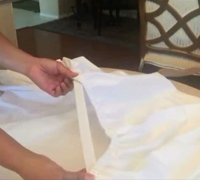 How to Fix Loose Fitted Bed Sheets - DIY Joy