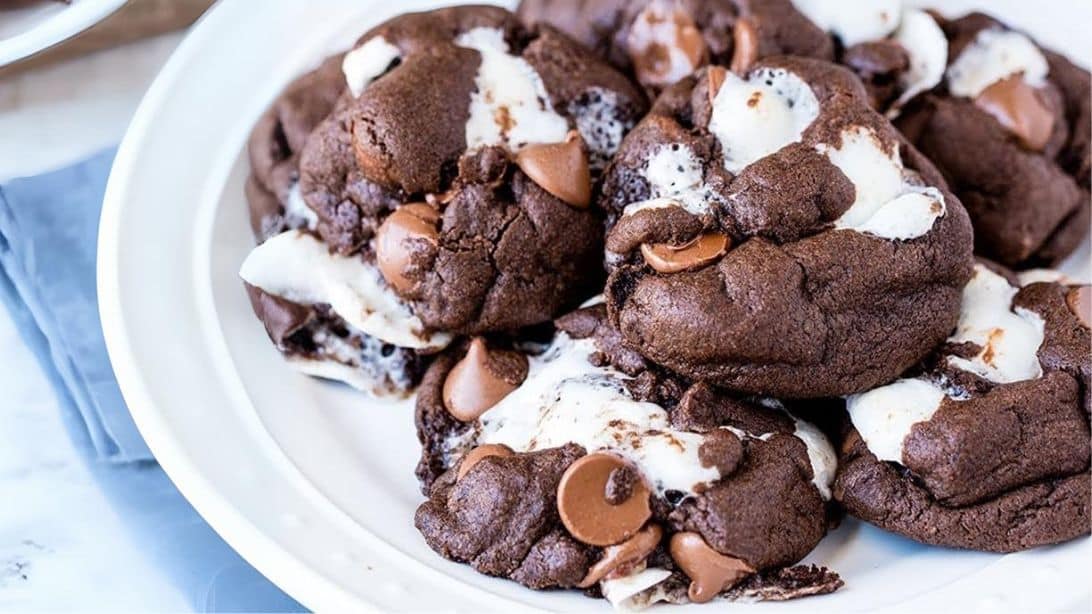 Chocolate Marshmallow Chubbies - DIY Joy